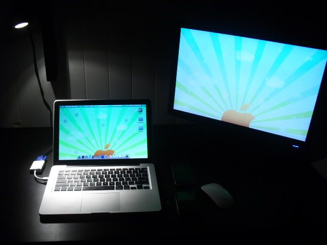 External Monitor on a Macbook Pro 13 | MacRumors Forums